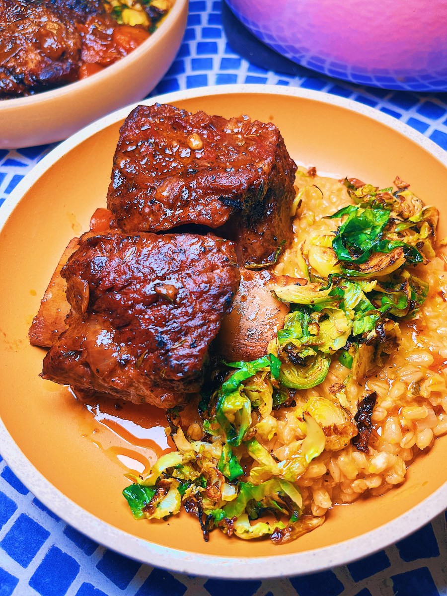 Easy Braised Short Ribs w/ Barley – Nomish by Nature