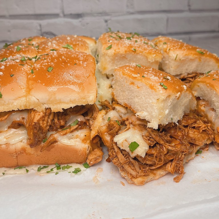 Easy Dark Lager Chipotle Chicken Sliders – Nomish by Nature